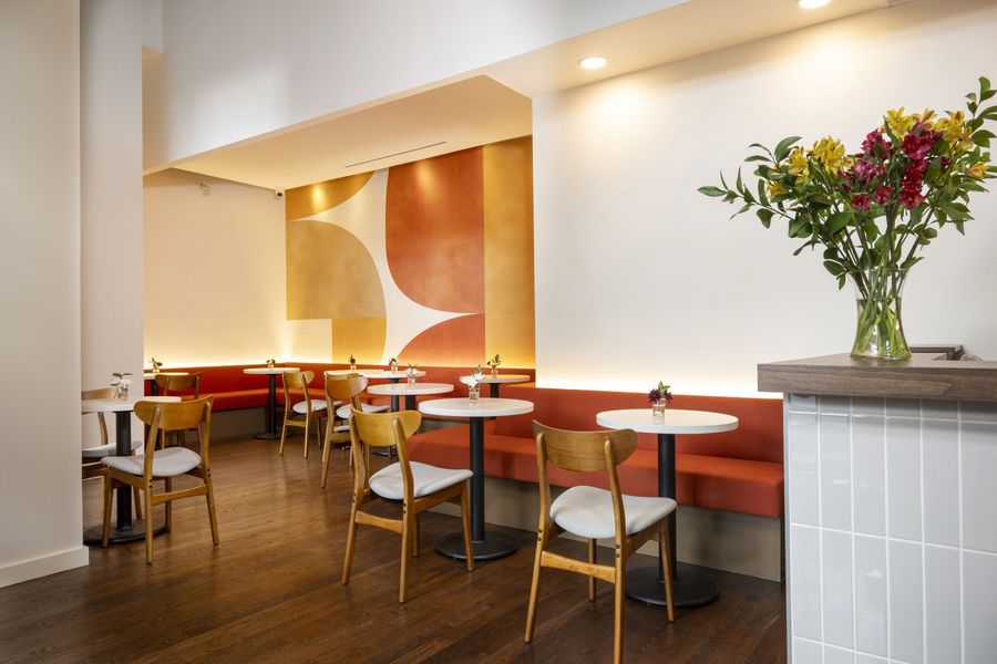 Dot's Cafe | W42ST.com