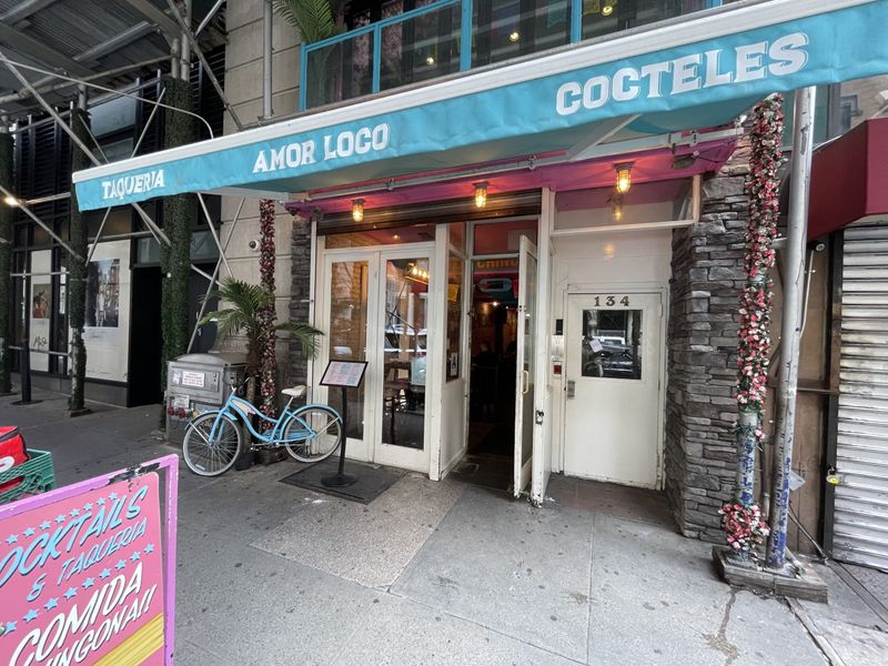 Amor Loco | W42ST.com